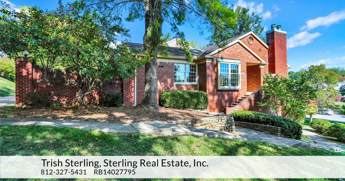 2656 E Windermere Woods Dr, Bloomington, IN 47401